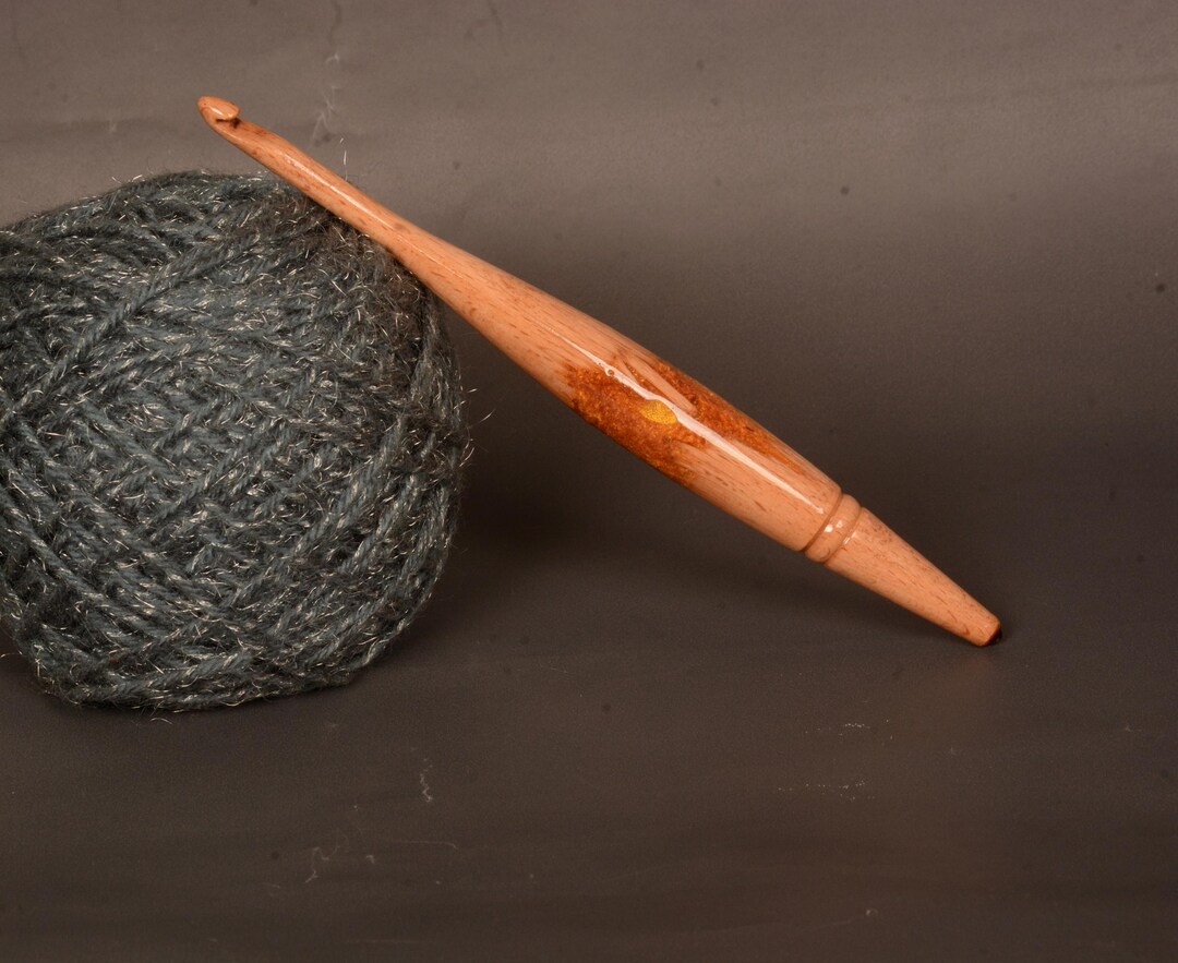 Beechwood Crochet Hook Set: Ergonomic Handmade Knitting Needles, 7 Inch ...