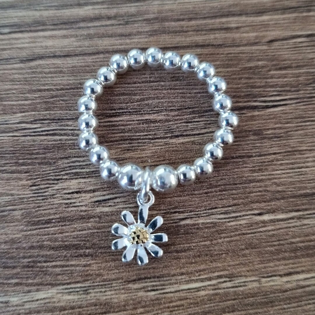 Silver Daisy Charm Ring - Etsy