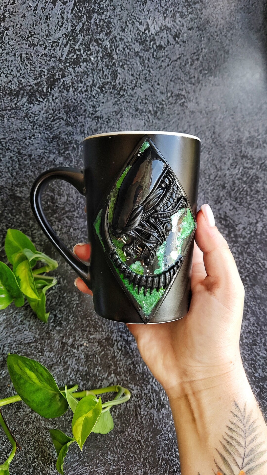 Mug Xenomorph Alien Facehugger Horror - Etsy