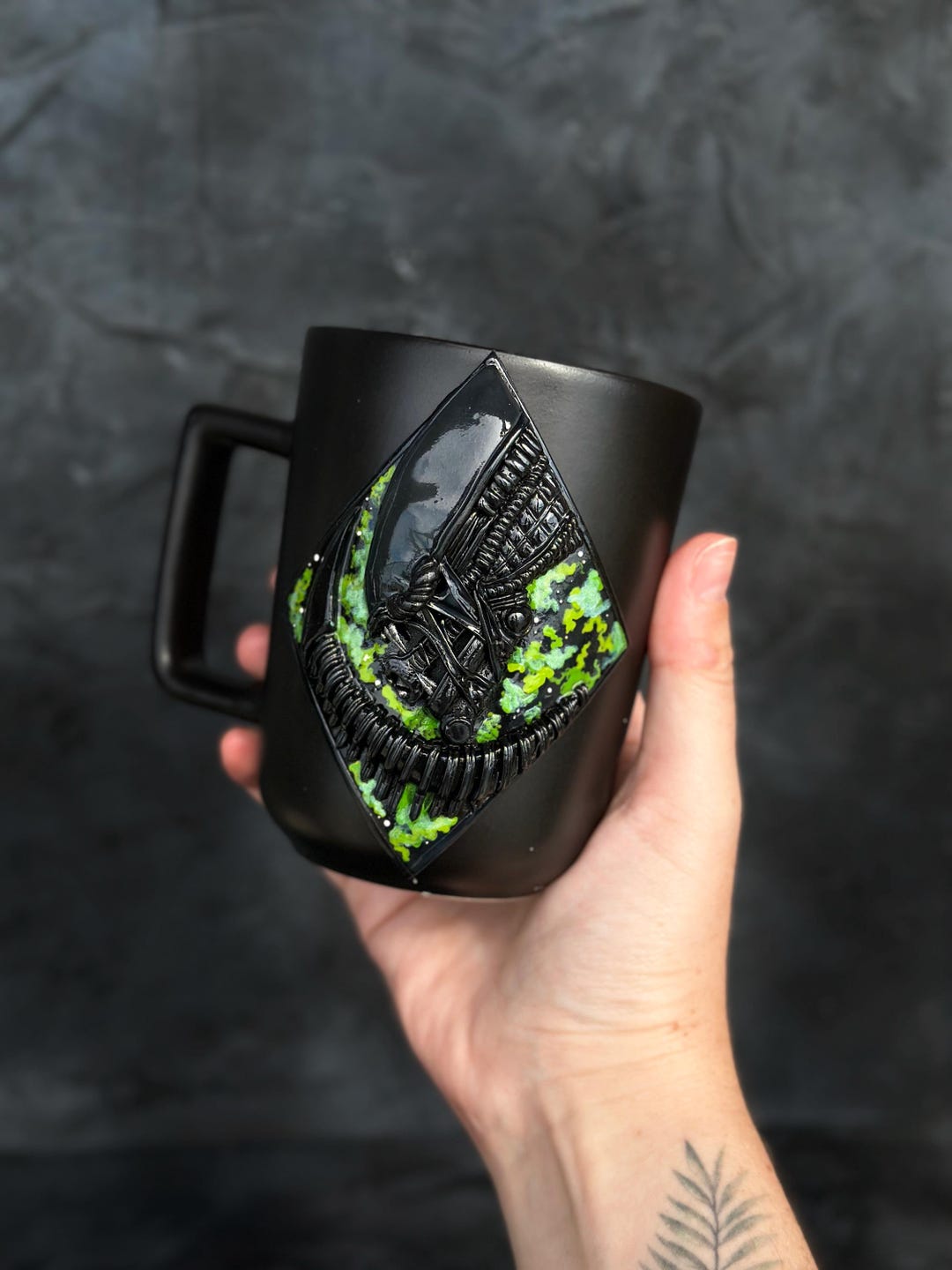 Mug Xenomorph Alien Facehugger Horror - Etsy