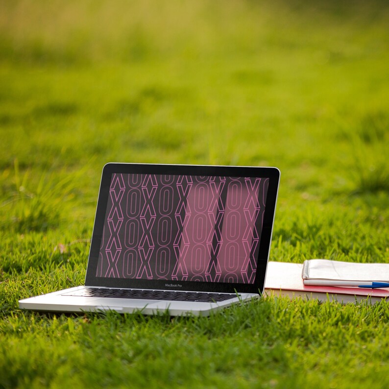 XOXO Desktop Wallpaper Organizer | Laptop Wallpaper | XOXO Computer ...