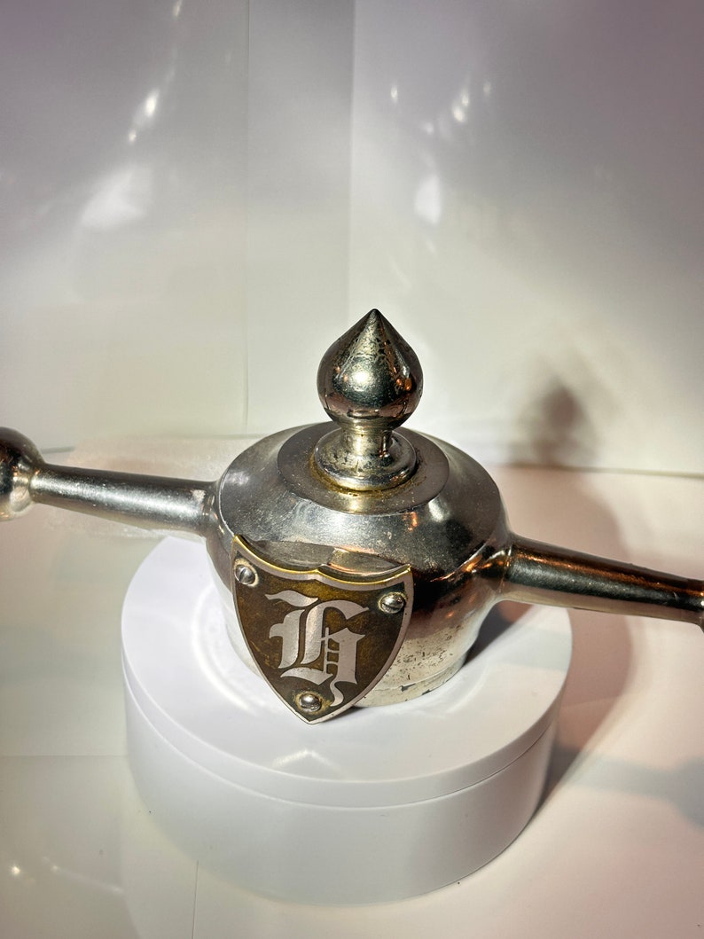 Vintage Rad Cap and Seal - Etsy