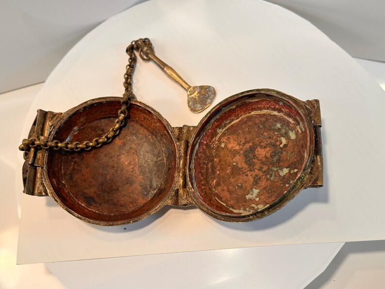 170 Yr Old Snuff Box - Etsy