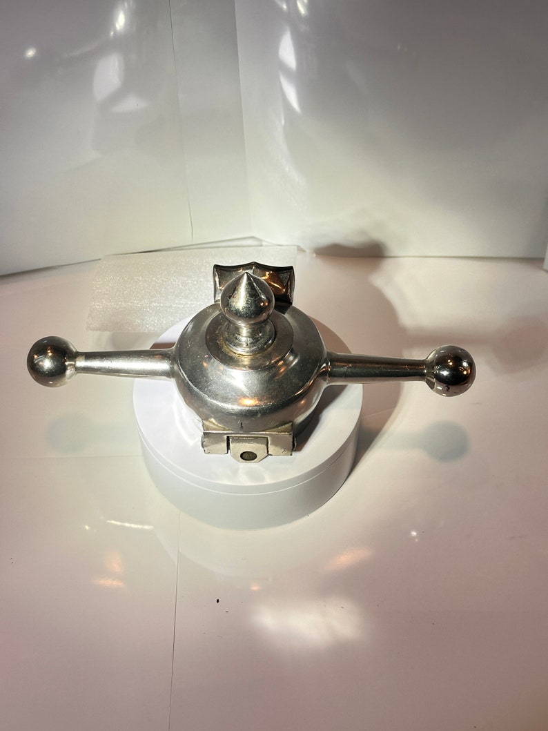 Vintage Rad Cap and Seal - Etsy