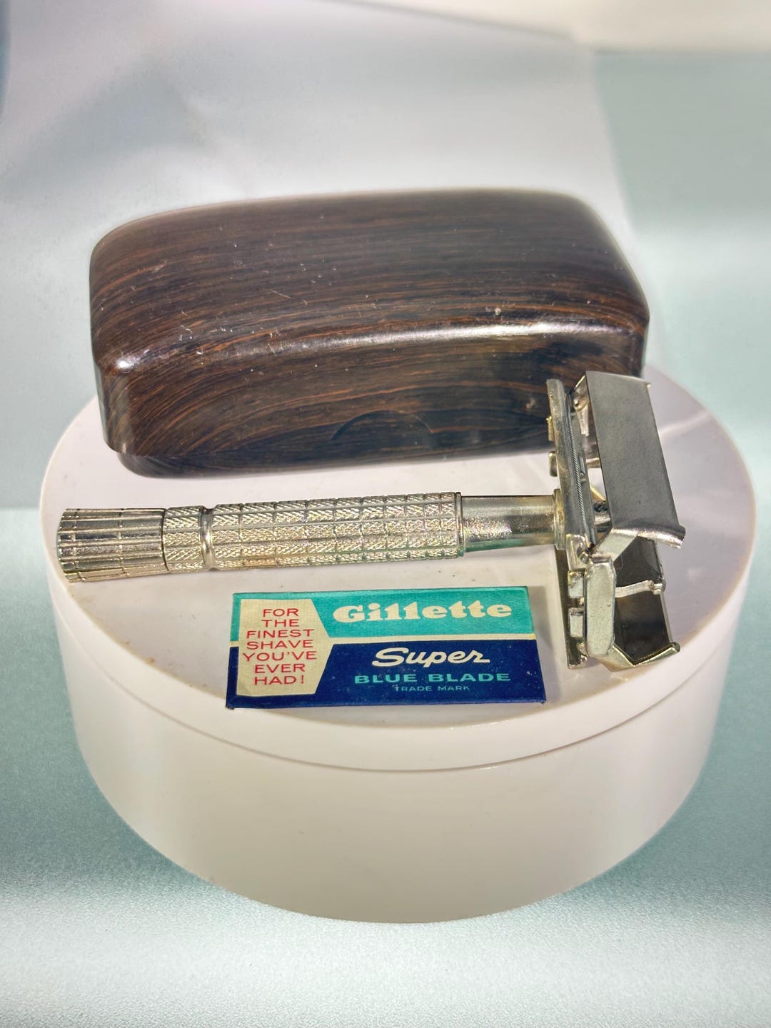 Gillette Safety Razor Plus Case and Blade - Etsy