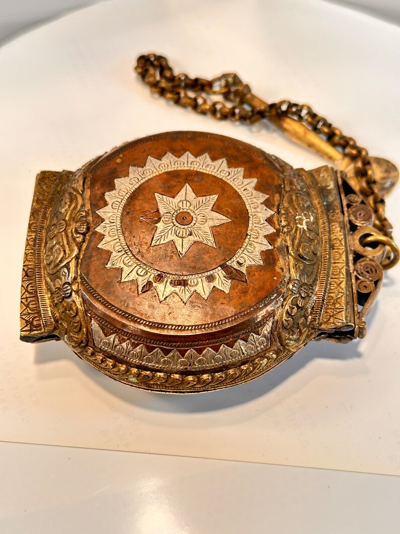 170 Yr Old Snuff Box - Etsy