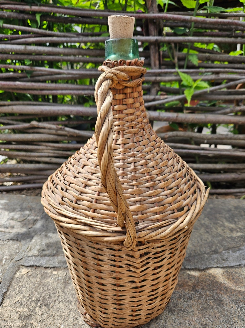 Collectible Vintage Wicker Demijohn 9 L.: Timeless Elegance - Etsy