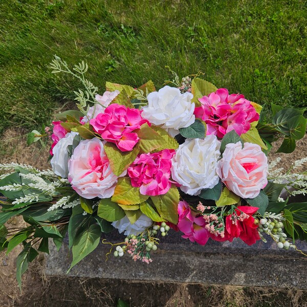 Summer Grave Saddle - Etsy