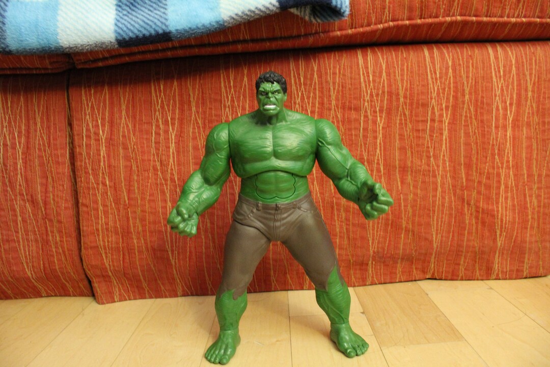 Incredible Hulk Action Figure W/ Sound Effects marvel Comics - Etsy