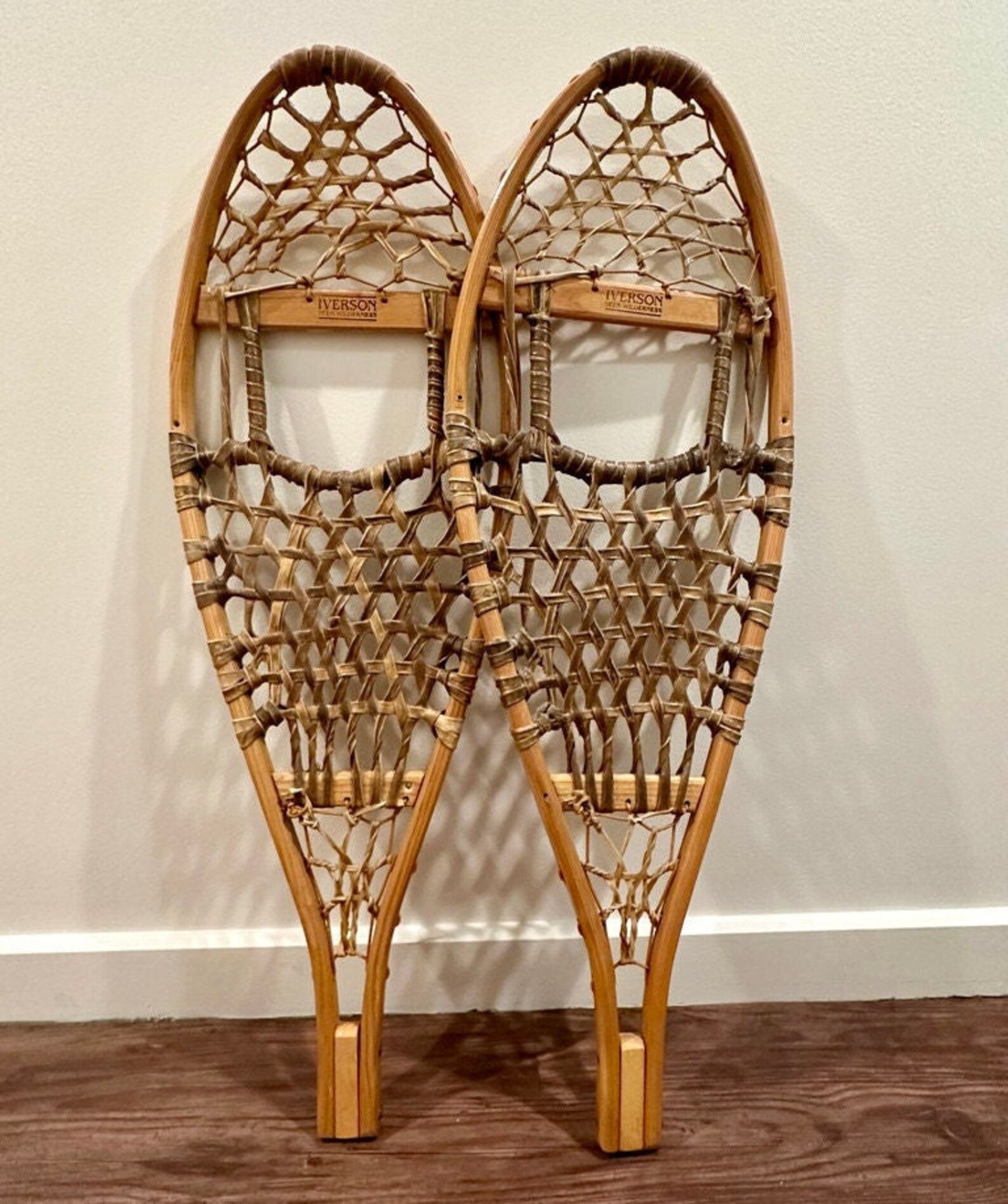 Mounted Pair of Iverson Snowshoes (modified Bear Paw Size 12X35) - Etsy