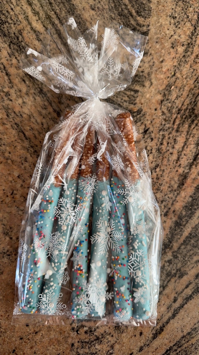 Winter Treat Bag Chocolate Covered Pretzel Rods Holiday Party Favor ...