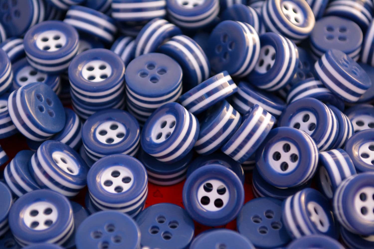 20 White and Blue STRIPED BUTTONS - 5mm Thick! - Choose From Sizes 18L ...