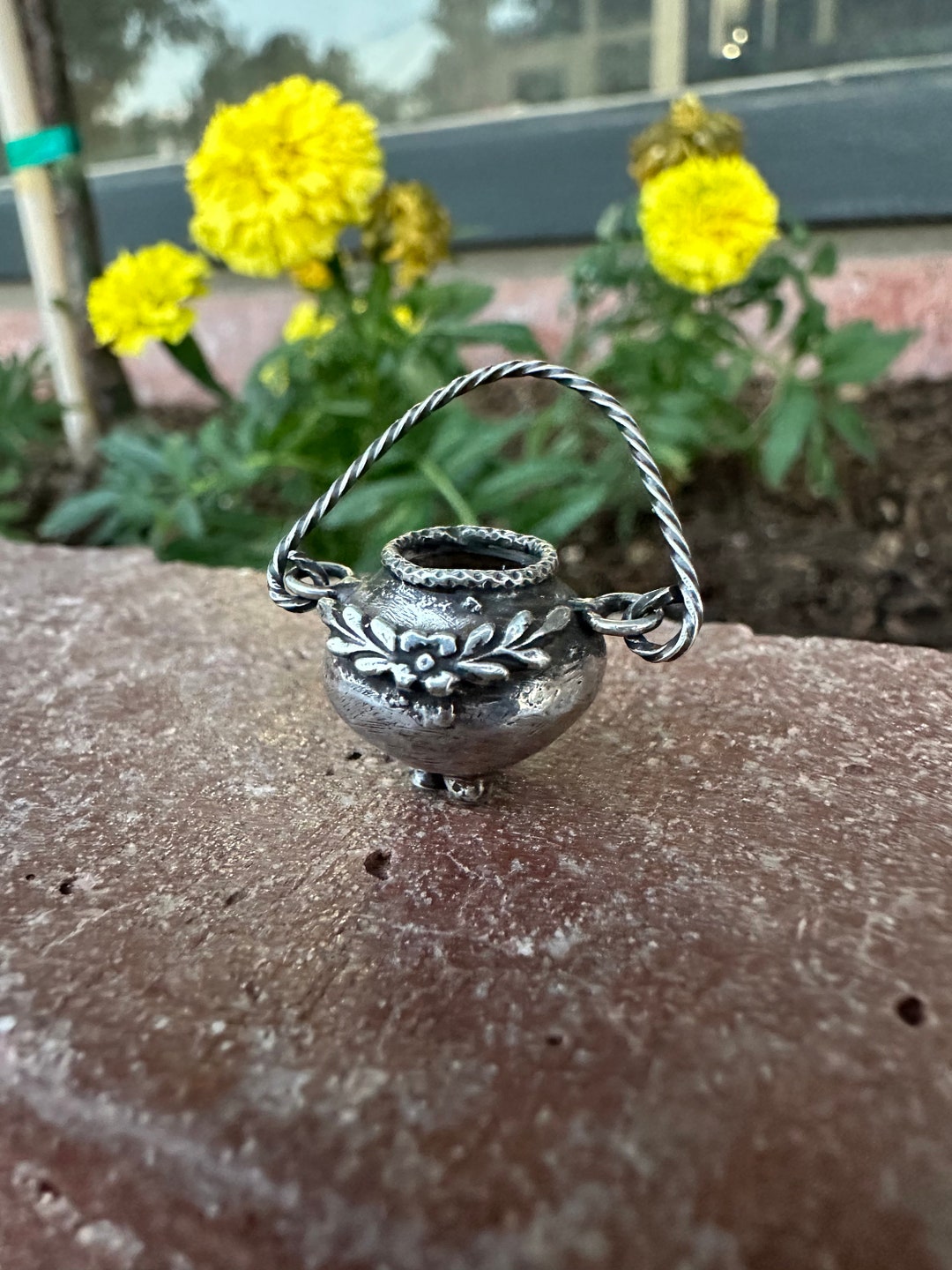 Sterling Silver Cauldron Pendant Necklace - Etsy