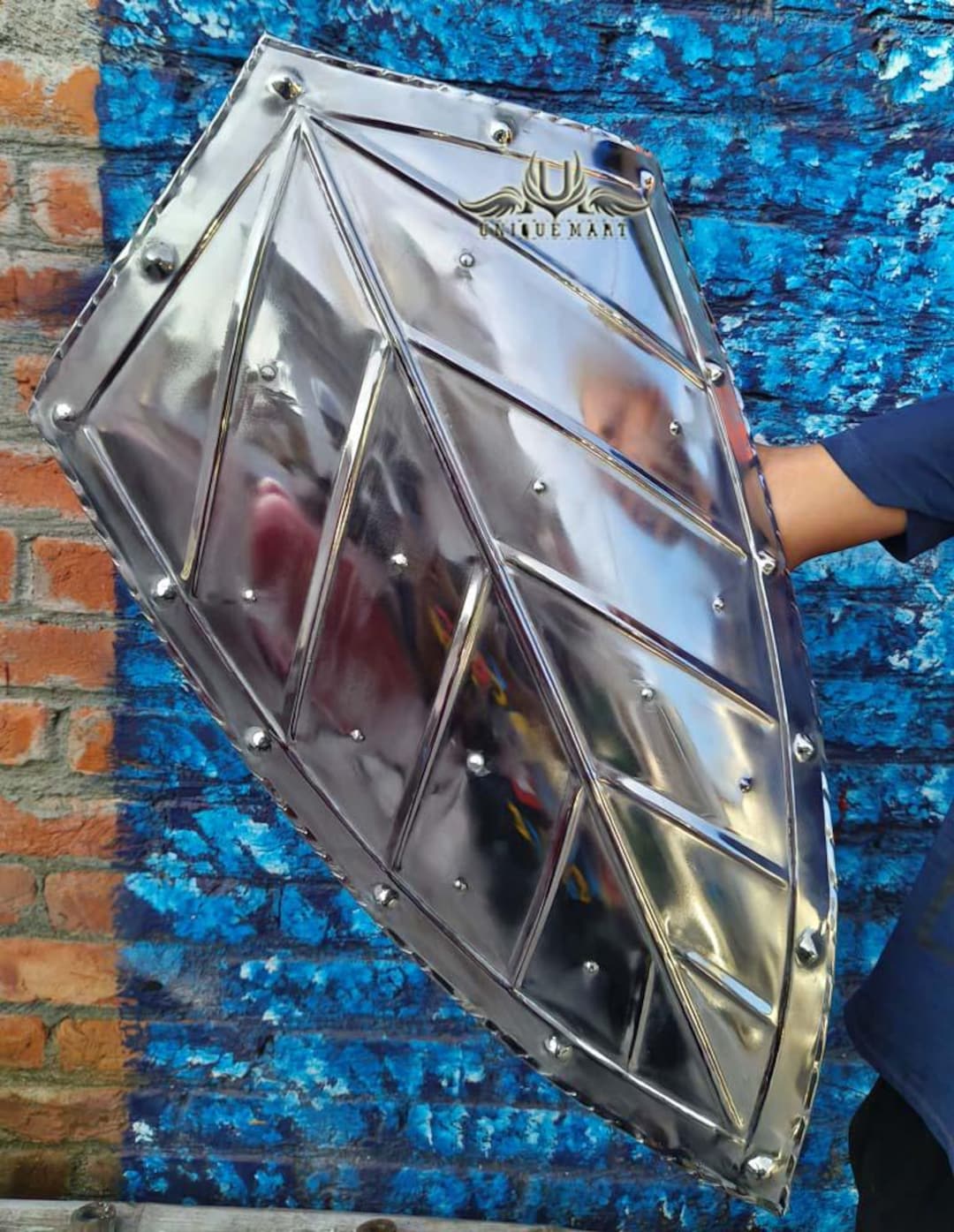 Medieval Heater Shield, Leaf Design Pointed Shield, LARP Reenactment ...