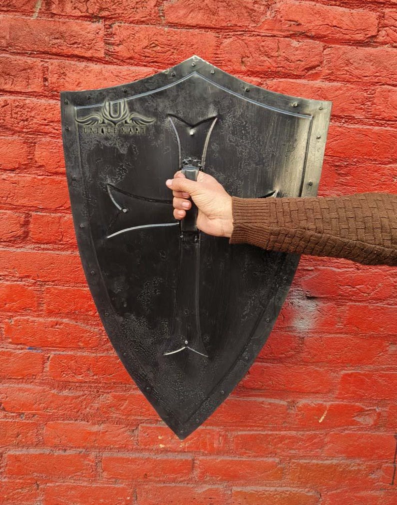 Medieval Armor Knight Red Cross Shield | Battle Warrior Templar Heater ...