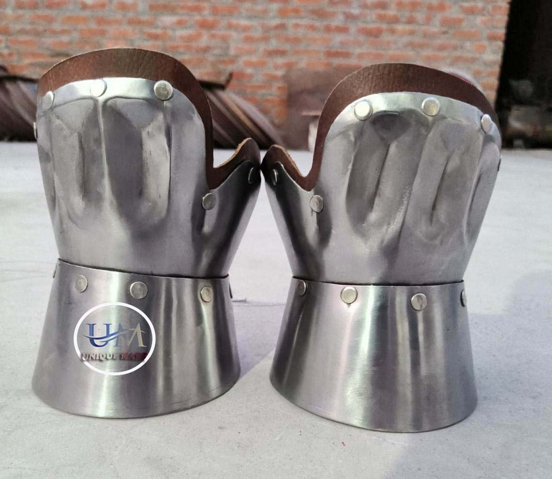 Medieval Steel Gauntlets: Larp Armor Hand Gloves, Halloween Costume - Etsy