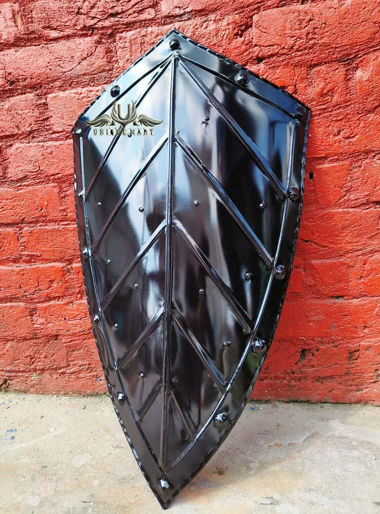 Medieval Heater Shield, Leaf Design Pointed Shield, LARP Reenactment ...