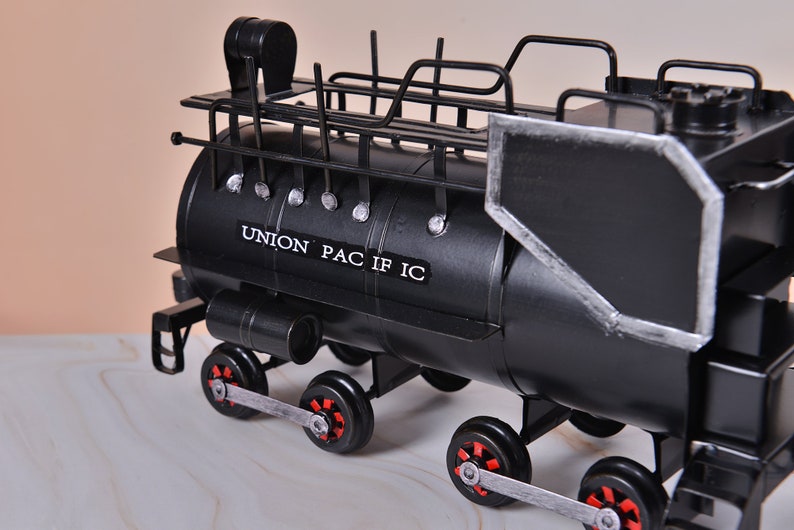 Steam Locomotive Metal Model, Old Style Train, Home Decoration, Gift ...