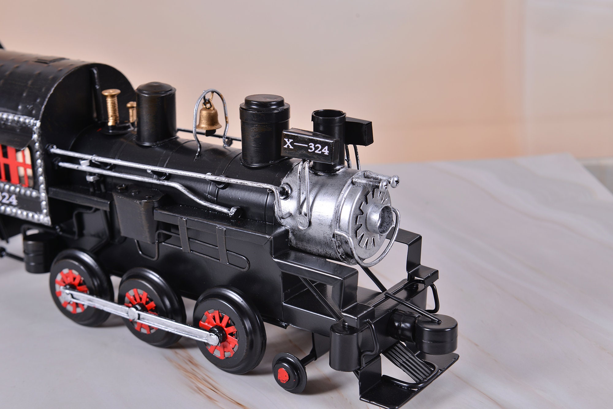 Steam Locomotive Metal Model, Old Style Train, Home Decoration, Gift ...