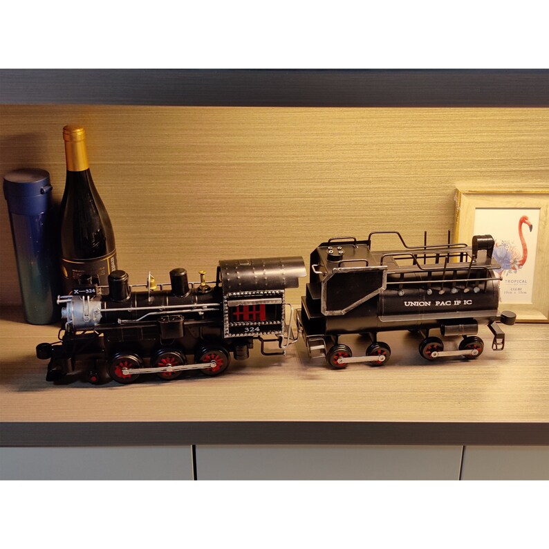 Steam Locomotive Metal Model, Old Style Train, Home Decoration, Gift ...