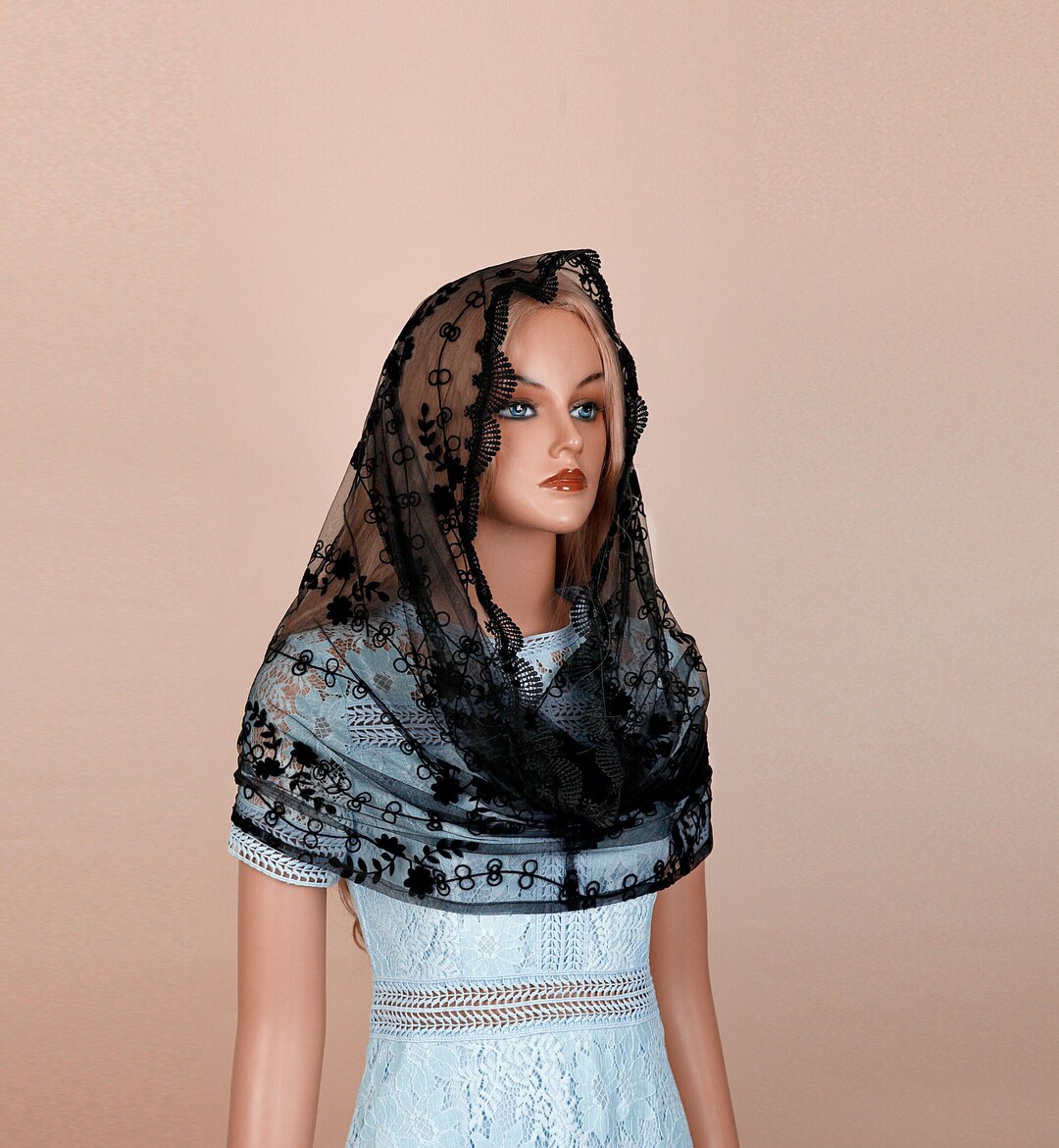 Mantveil Infinity Mantilla: Spanish Black/white Flower Flocking Lace ...