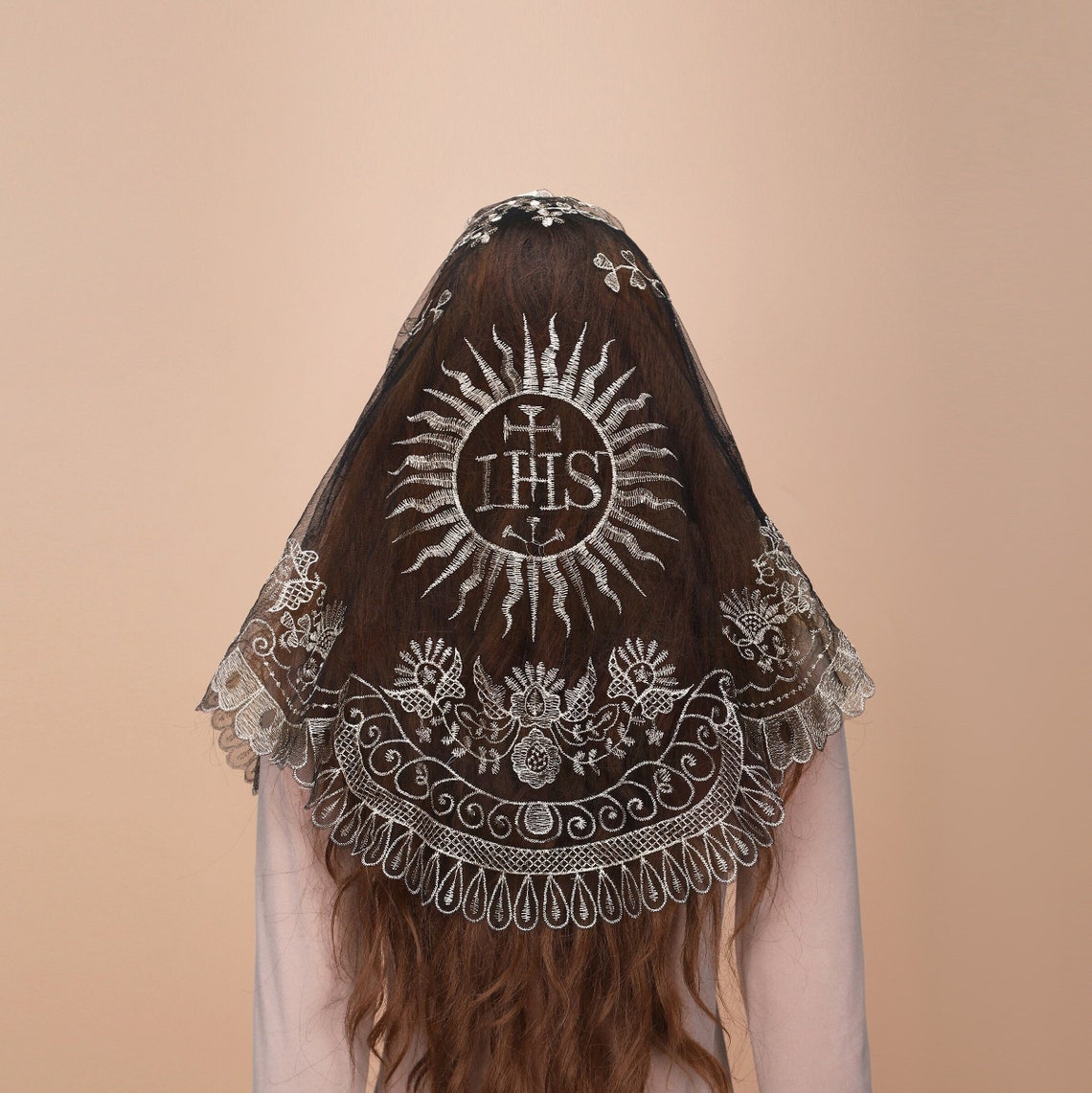 Mantveil Triangle Catholic Chapel Veil: Black/white/gold IHS Symbol ...