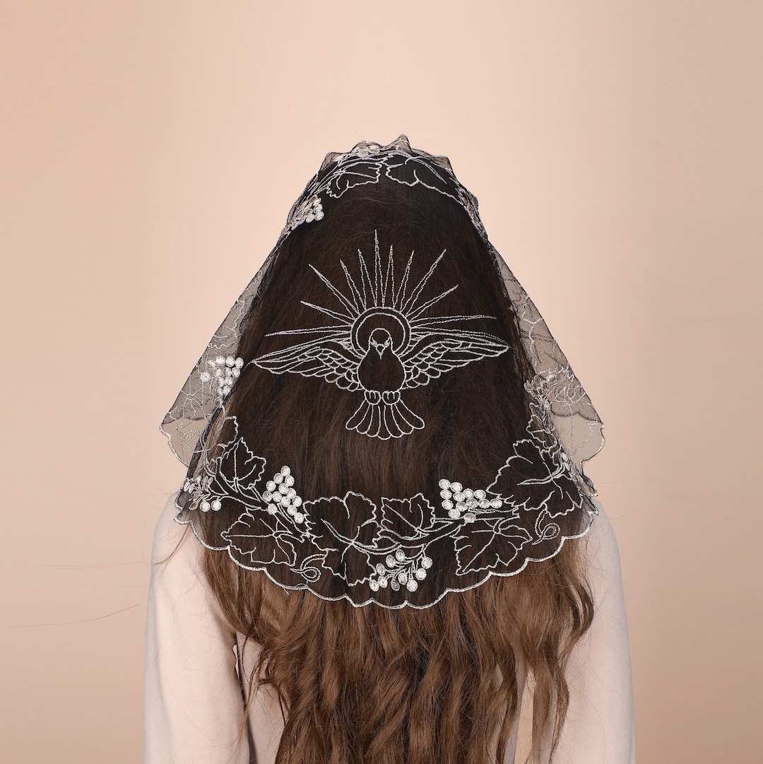 Mantveil Round Catholic Chapel Veil: Round Black, White or Black Gold ...