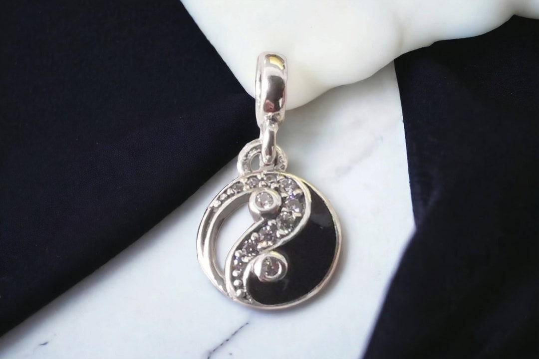 Pandora ME Sparkling Yin & Yang Mini Dangle - Etsy