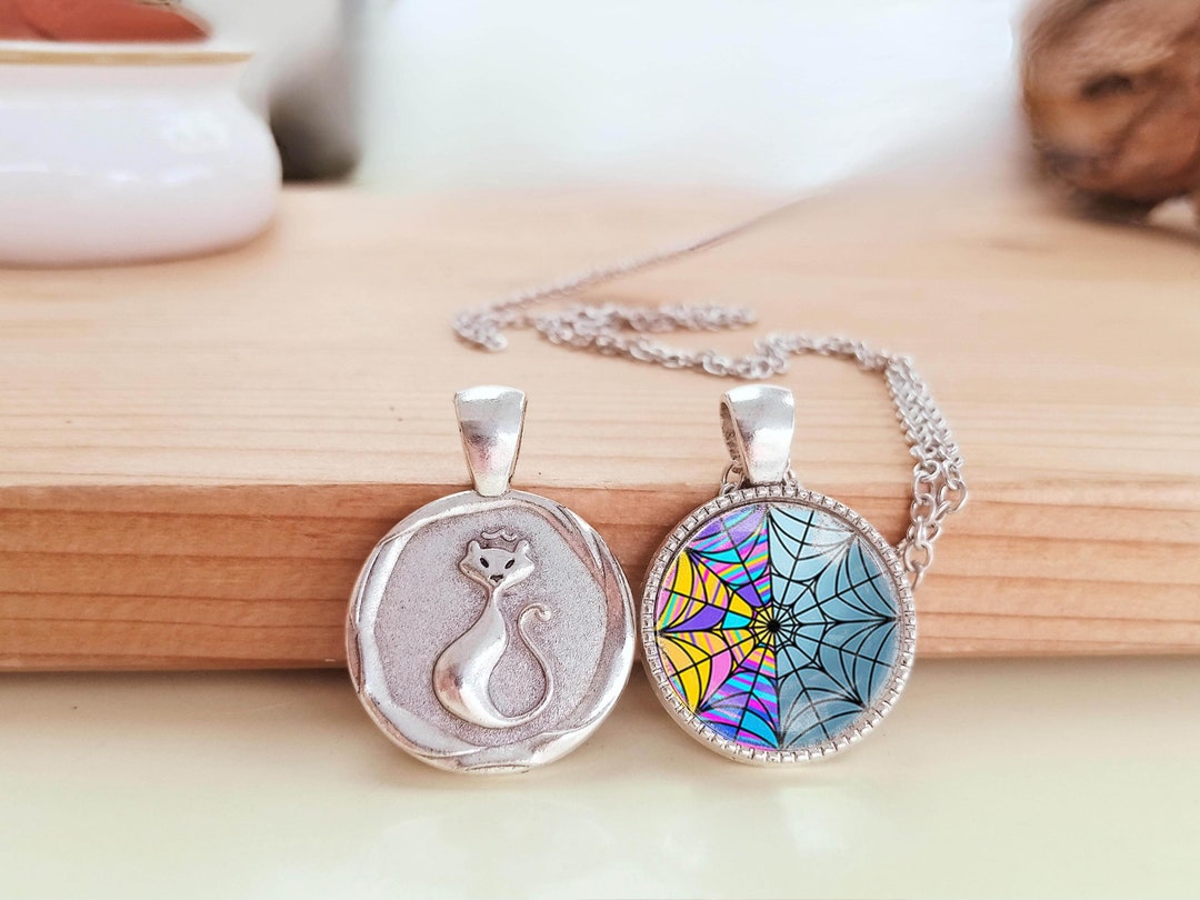 Wednesday Necklace Cat Back Shape Pendant Minimalist Wednesday Window ...