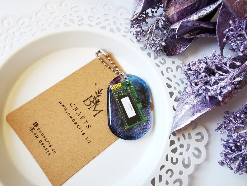 Electronic PCB Board Keychain, PCB Plate Resin Keychain, Original ...