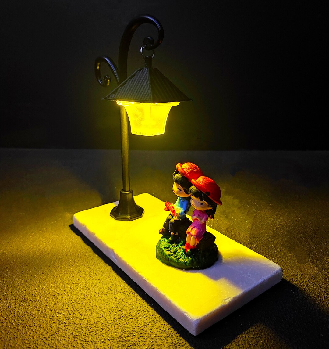 Lovers Statue Mini Lampshade, Love Human Decorative Figurine, Romantic ...