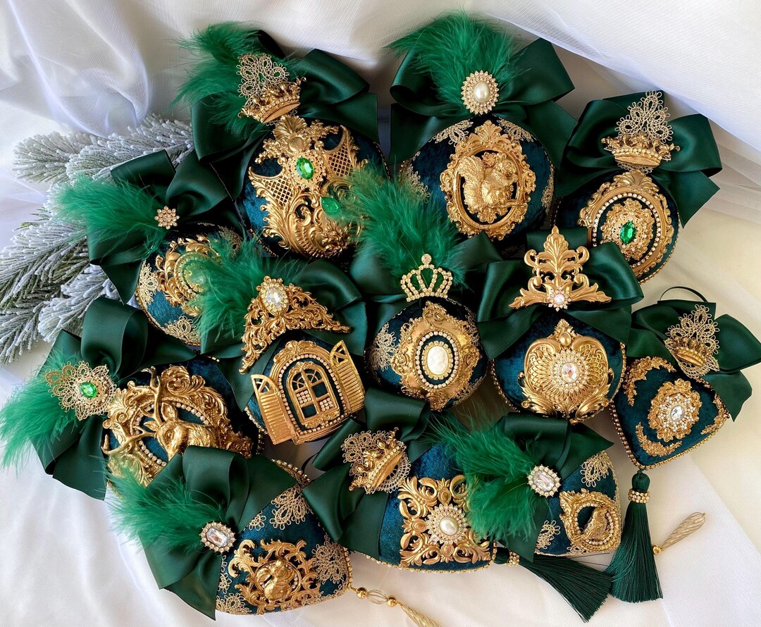 Set of Christmas Balls in Green With Gold Decoration, Velvet Christmas ...