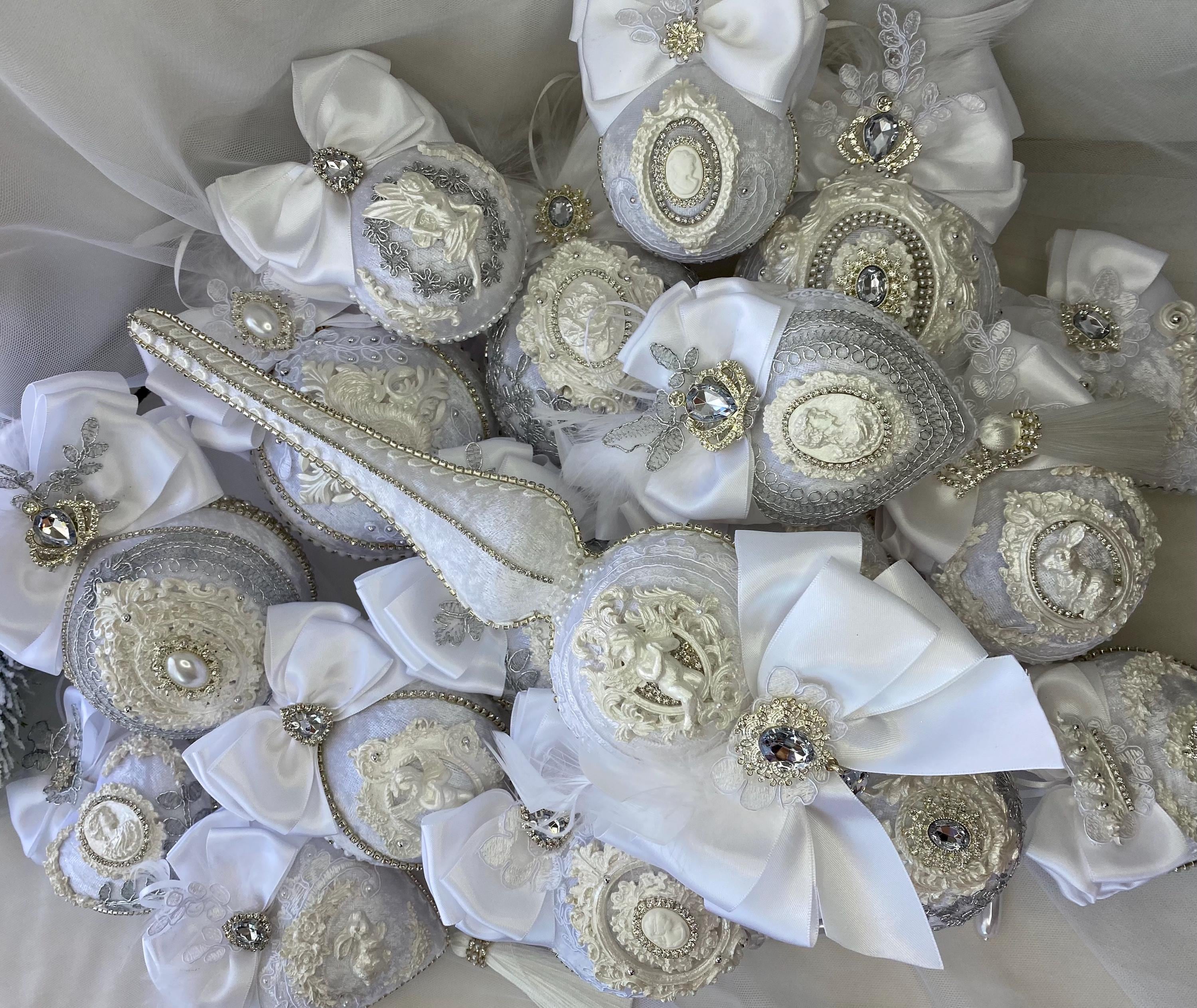 Set of Christmas Balls in White With Silver Decoration, Velvet ...