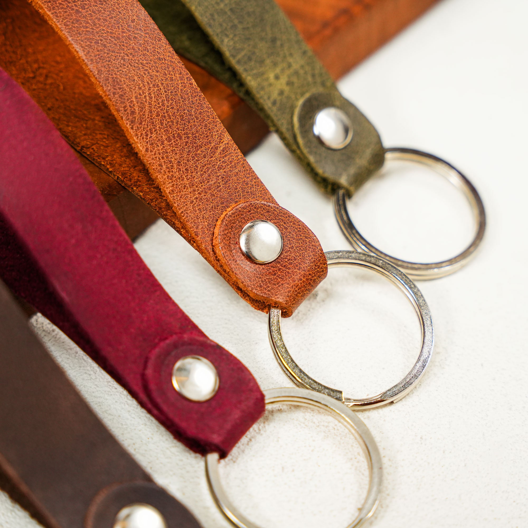 Personalized Leather Keychain, Custom Monogram, Wedding Favor - Etsy
