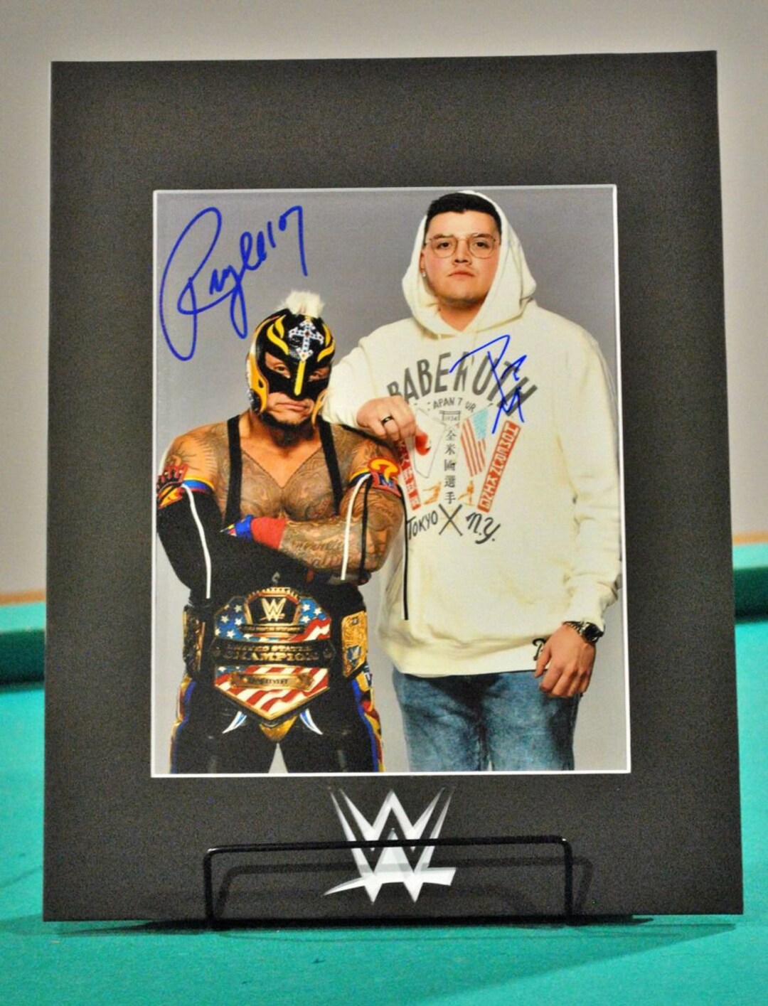 Rey & Dominic Mysterio Signed 8x10 Photo - Etsy