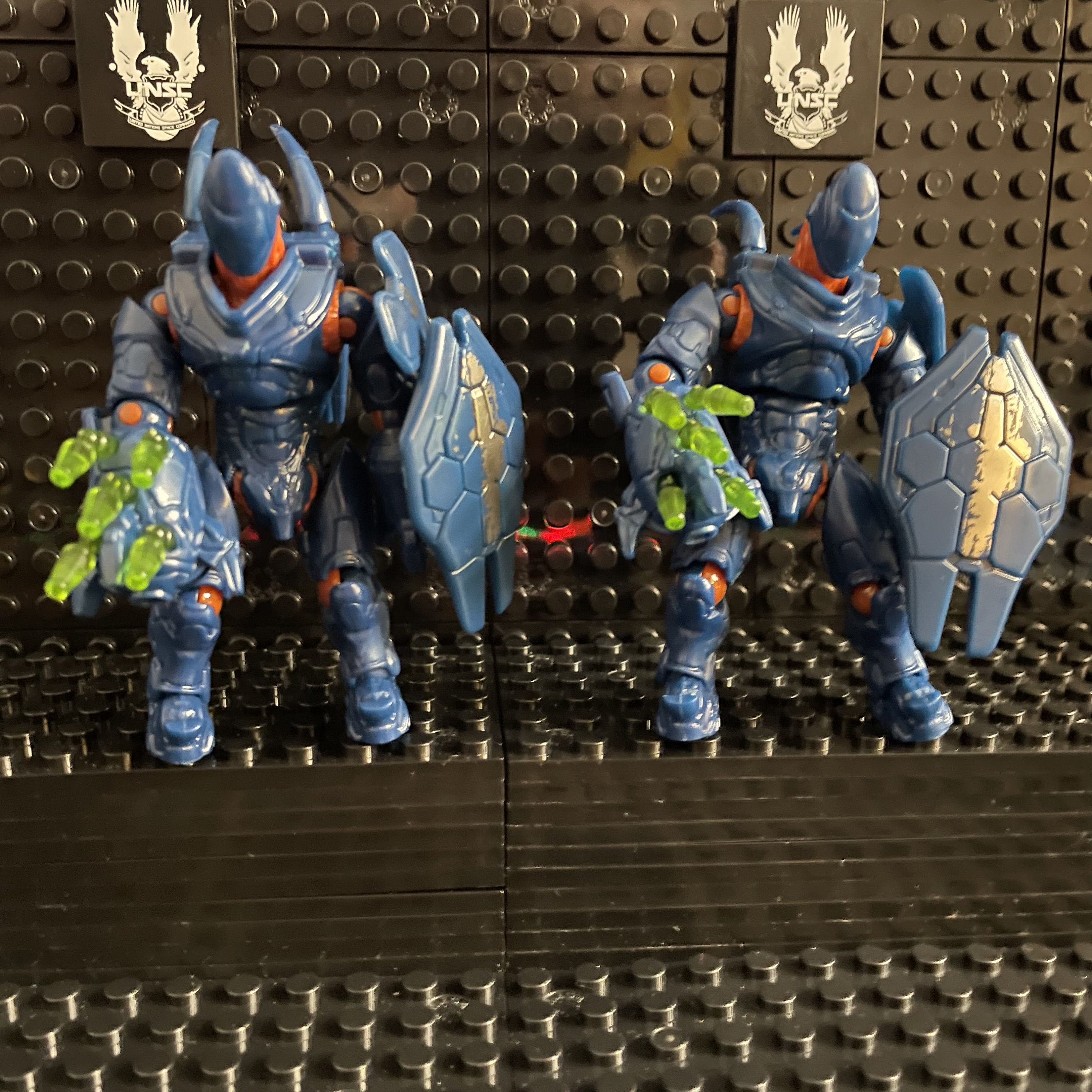 Lego Halo Hunter