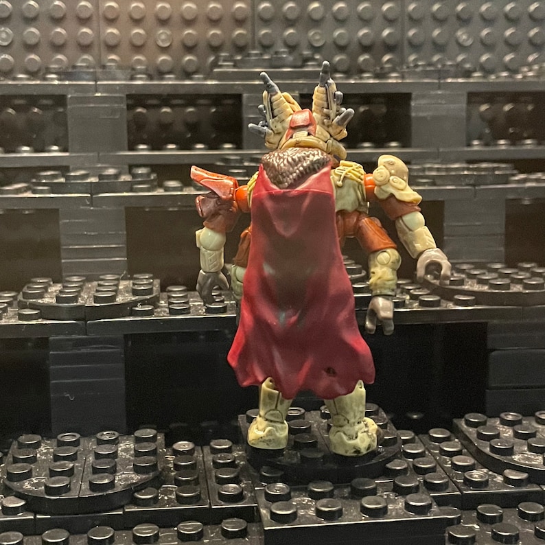 Mega Construx Destiny Fallen Walker #DPJ13 Figure Fallen Captain Patrol ...