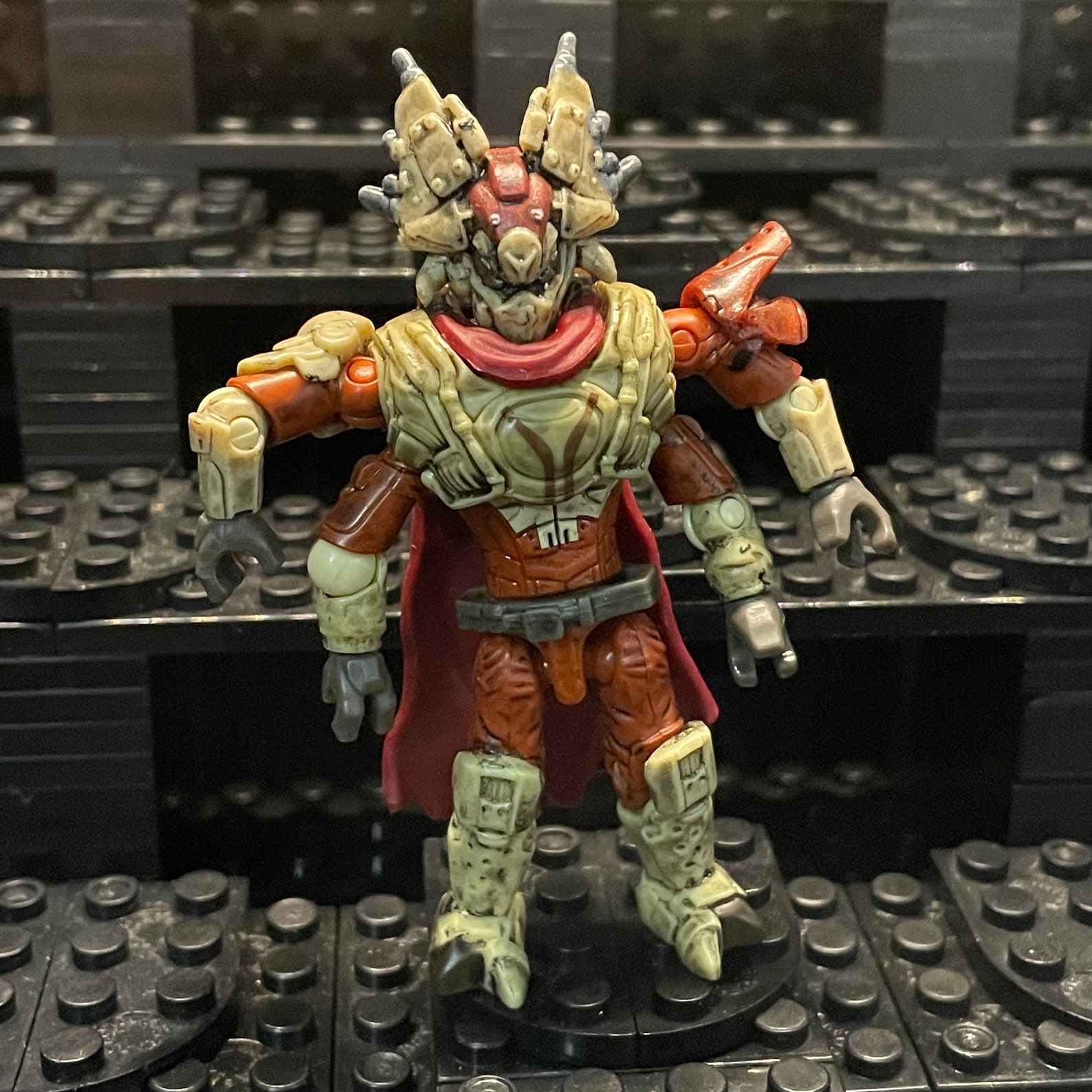 Mega Construx Destiny Fallen Walker #DPJ13 Figure Fallen Captain Patrol ...