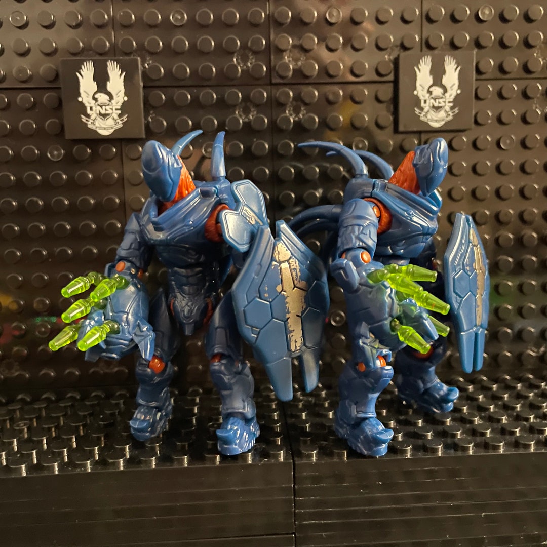 Halo Mega Bloks Construx 2 Covenant Blue Hunter Figures - Etsy