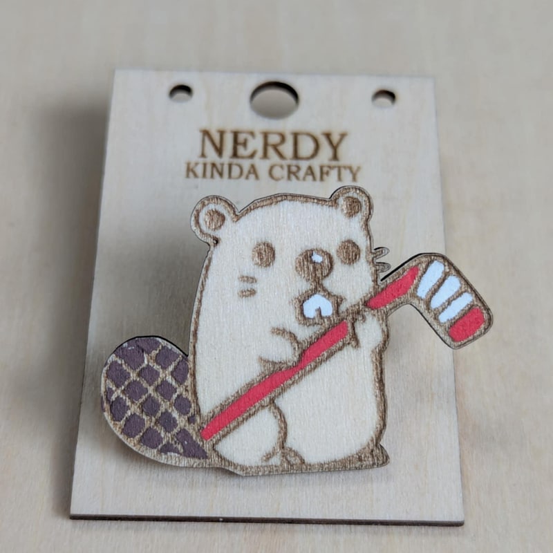 Beaver Brooch - Etsy