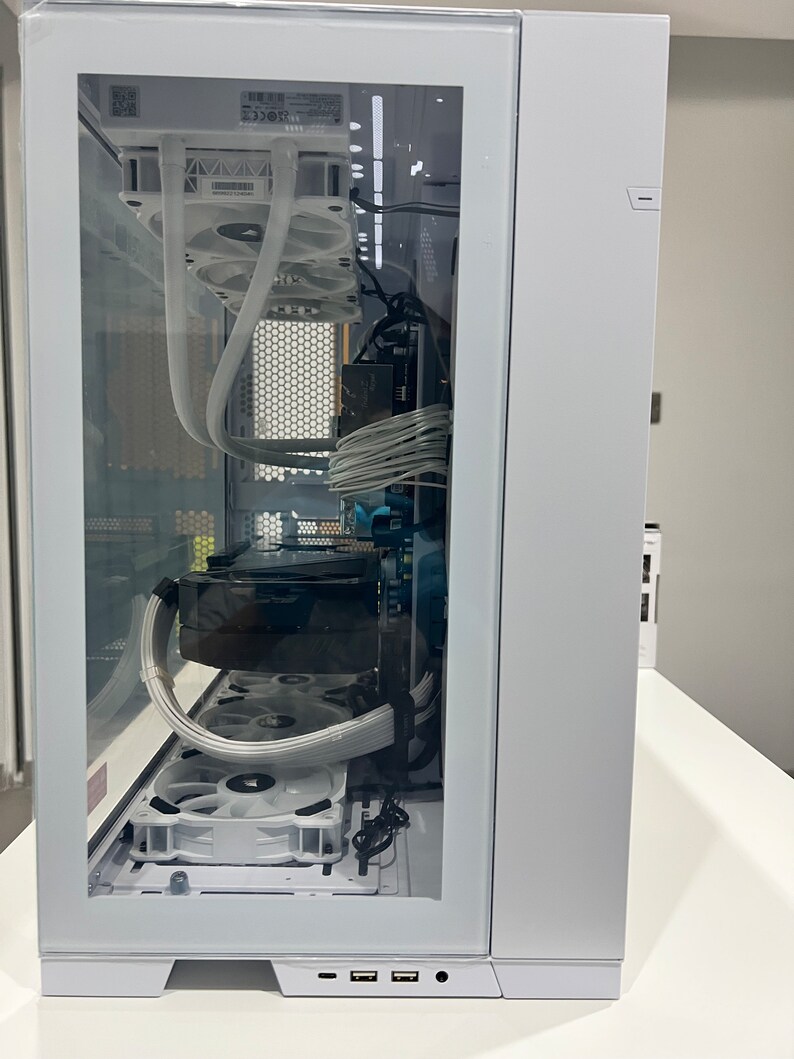 Liquid Cooled Custom Built White Gaming PC With AMD 7 5700x and ASUS ...