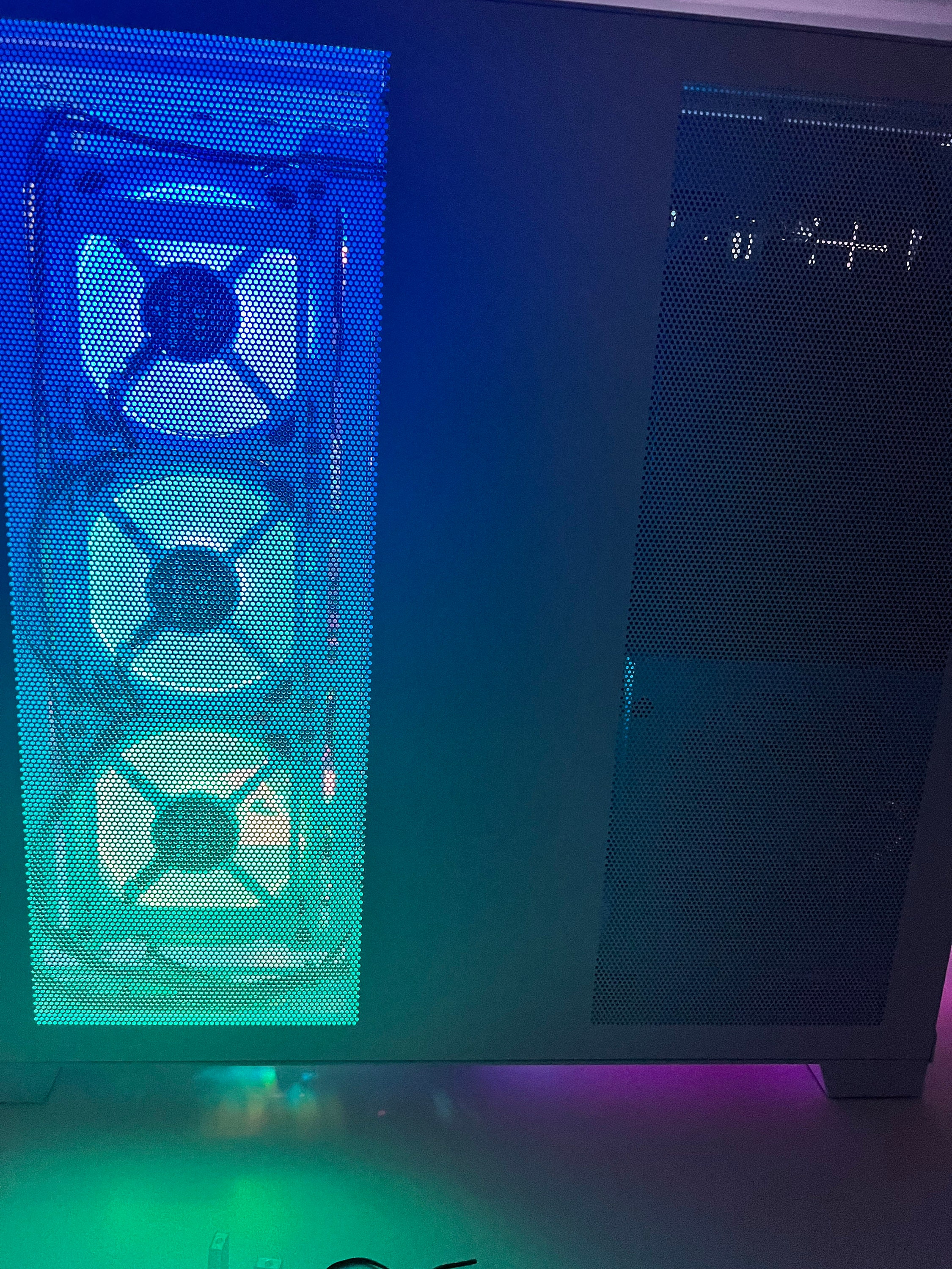 Liquid Cooled Custom Built White Gaming PC With AMD 7 5700x and ASUS ...