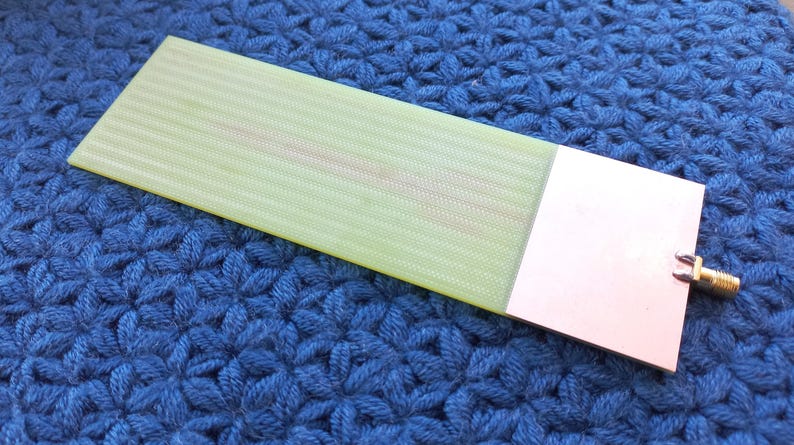 PDF and Gerber Files for Production of a Rocket-shaped Monopole PCB ...