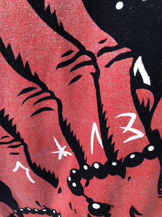 Demon t-shirt Devil Succubus Praying Hands 666 Vintag… - Gem