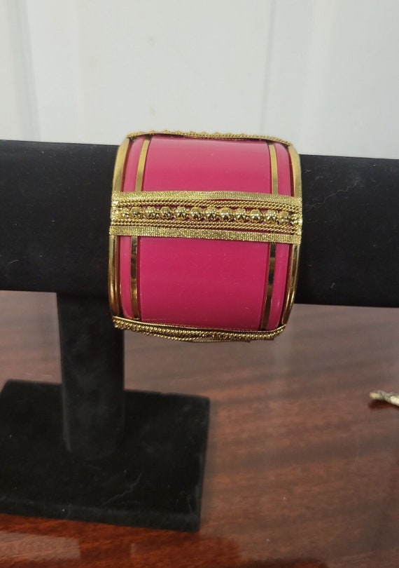 Vintage pink cuff - Gem