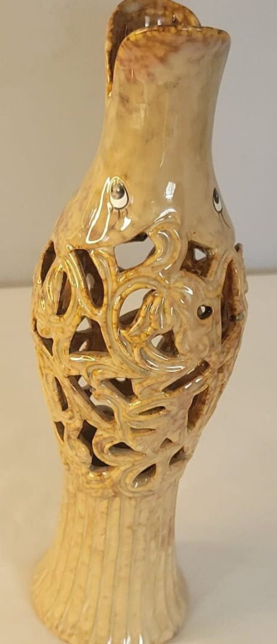 Unique Beige Decorative Vase, Fish Vase, Open Mouth Standing Fish Vase ...