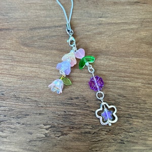 HANDMADE Cute Fairycore Clover Phone Charm, Beaded Jewelry, Beaded Accessories, Phone Accessory ...