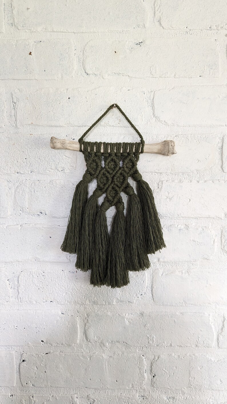 Small Bone Macrame Leaf Design - Etsy