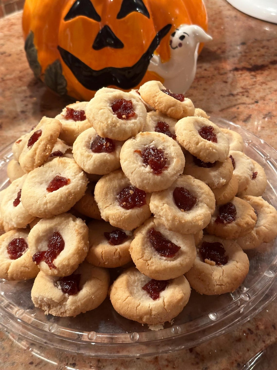 Polvorones De Puerto Rico Con Guayaba (traditional Puerto Rican ...