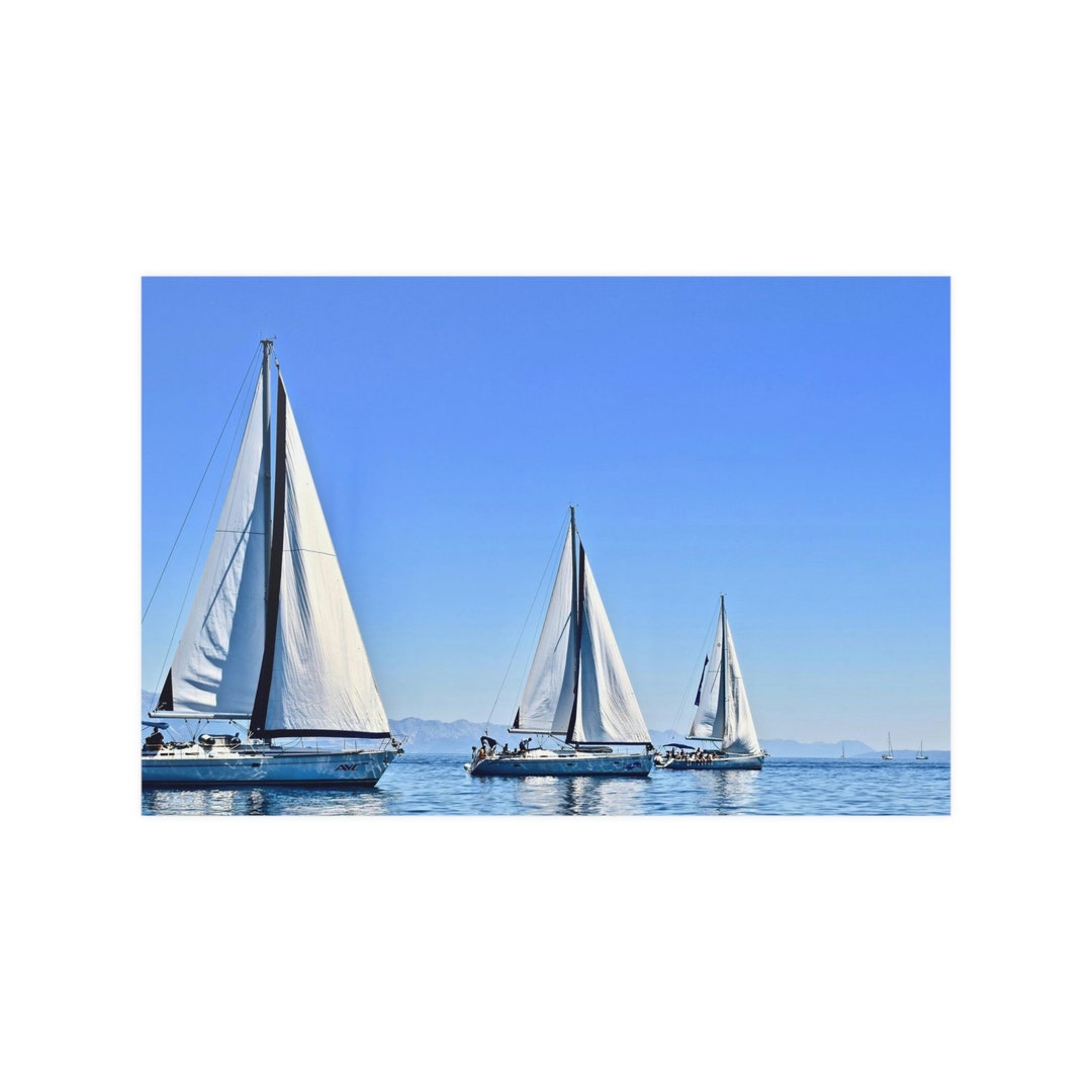 three-sailboats-on-lake-sailboats-on-lake-sailboats-sailing-boat